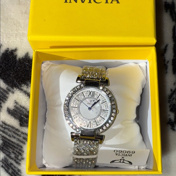 Invicta | Accessories | Invicta Twotone Crystal Watch And Stylish Blue ...